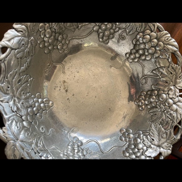 Arthur Court | Kitchen | Arthur Court Grapevine Grape Leaves Aluminum ...